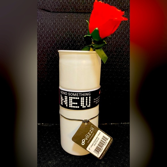 Viizzii | Accents | Viizzii Custom Led Light Up Vase Nwt | Poshmark
